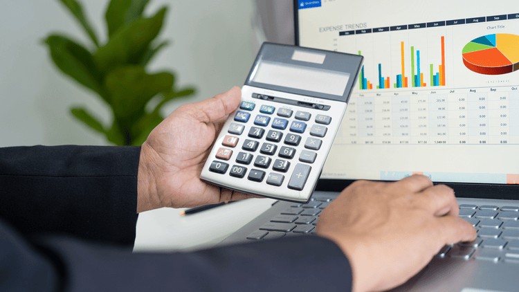 Mastering DCF Valuation: A Step by Step Guide | RoyalBosS