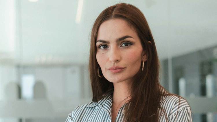 Entrepreneurship Fundamentals for Beginners | RoyalBosS