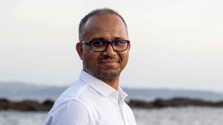 AWS Mastery: 26 AWS Cloud Projects for Engineers & Archite | RoyalBosS